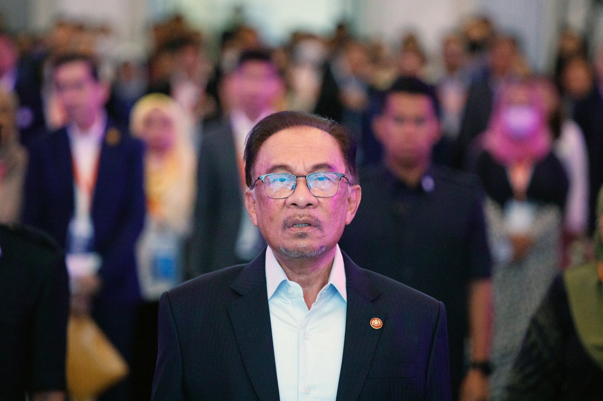 Malaysian Prime Minister Anwar's family ushers in a life-or-death ...