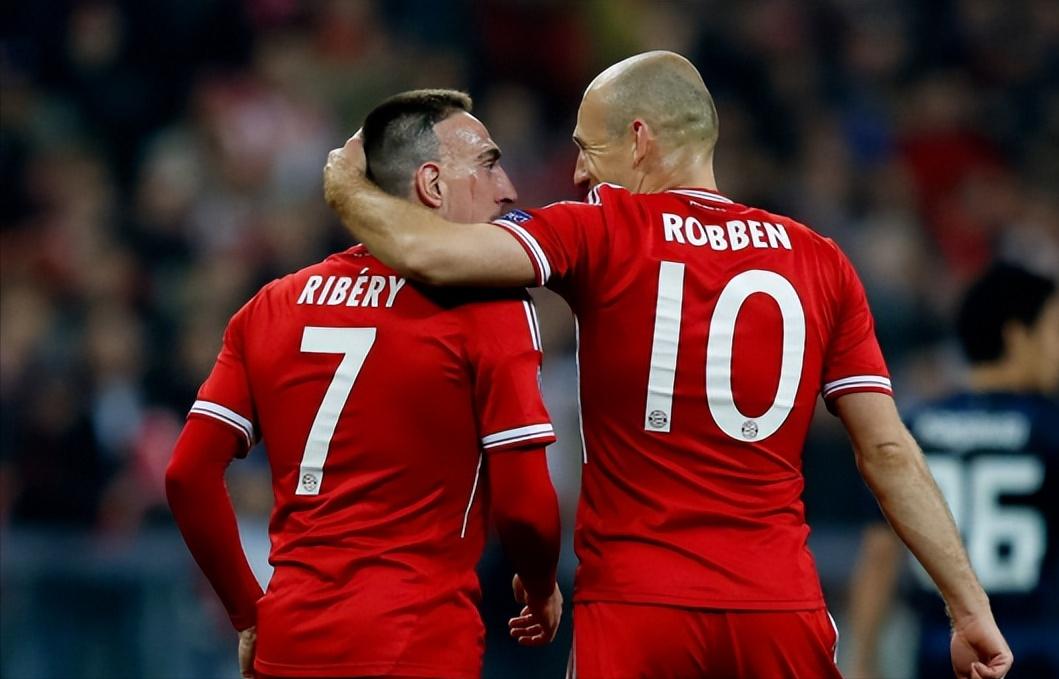 Goodbye Scarman!Ribery officially announced his retirement at the age ...