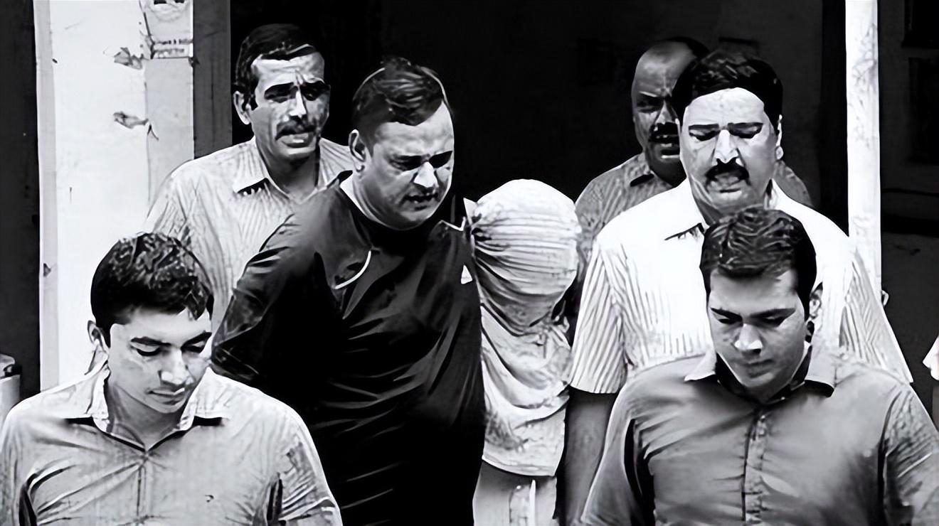 Eighteen minutes of a rape case, even a monitor lizard dares to violate ...