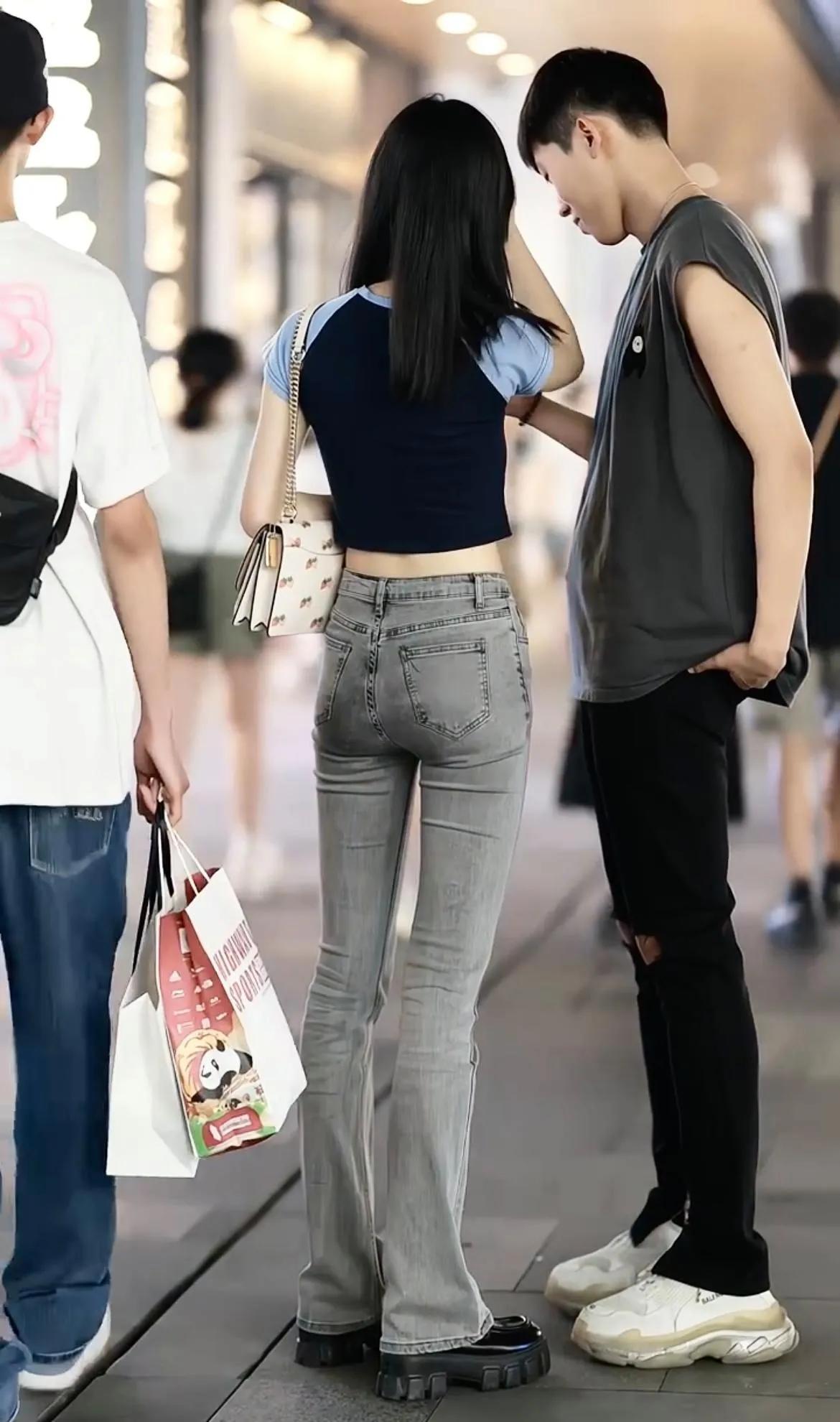 beautiful back - iNEWS