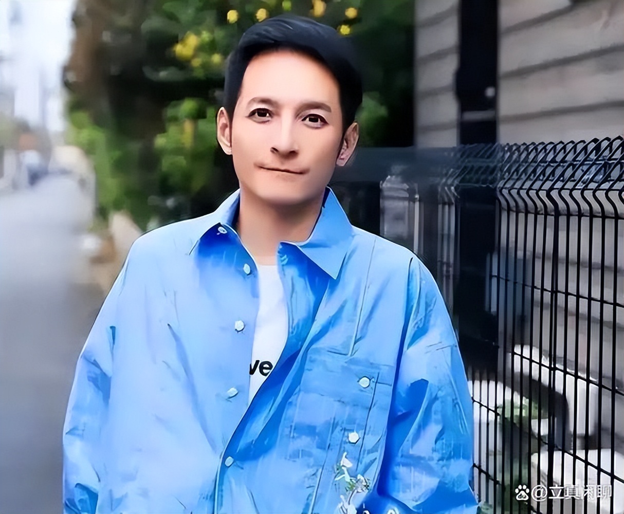 Li Weijia, who was willing to be a green leaf for 22 years, was the big winner of "Quick Book ...