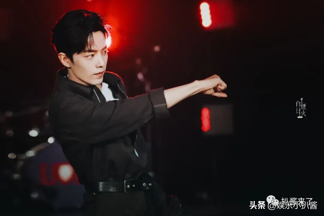 Cai Xukun is not developing in the entertainment? Xiao Zhan contacted ...