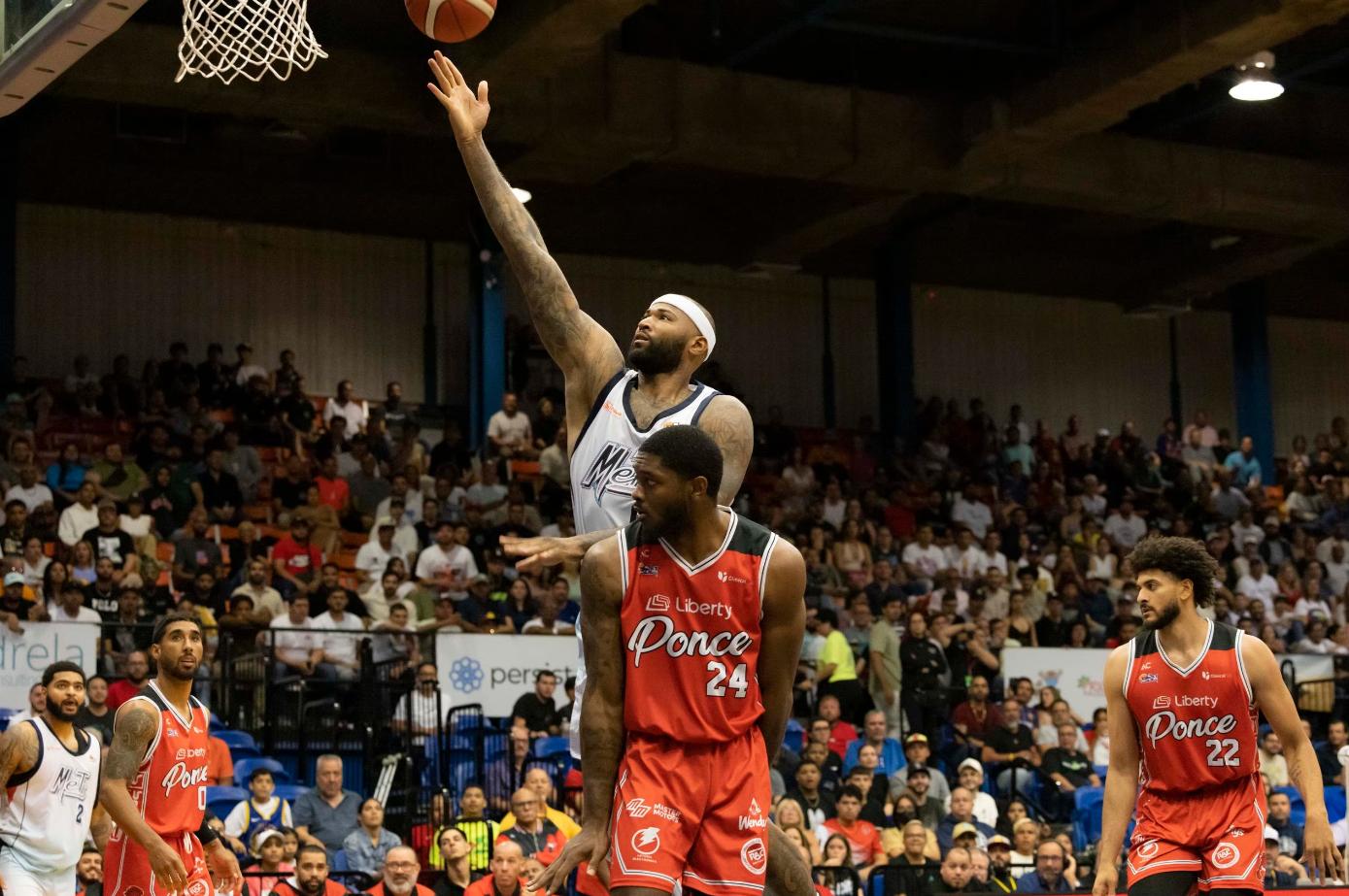 33 points, 17 rebounds and 9 assists, ravaging the restricted area! The ...