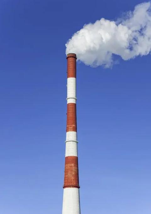 Have you ever seen such a strange chimney? It is not to save materials ...