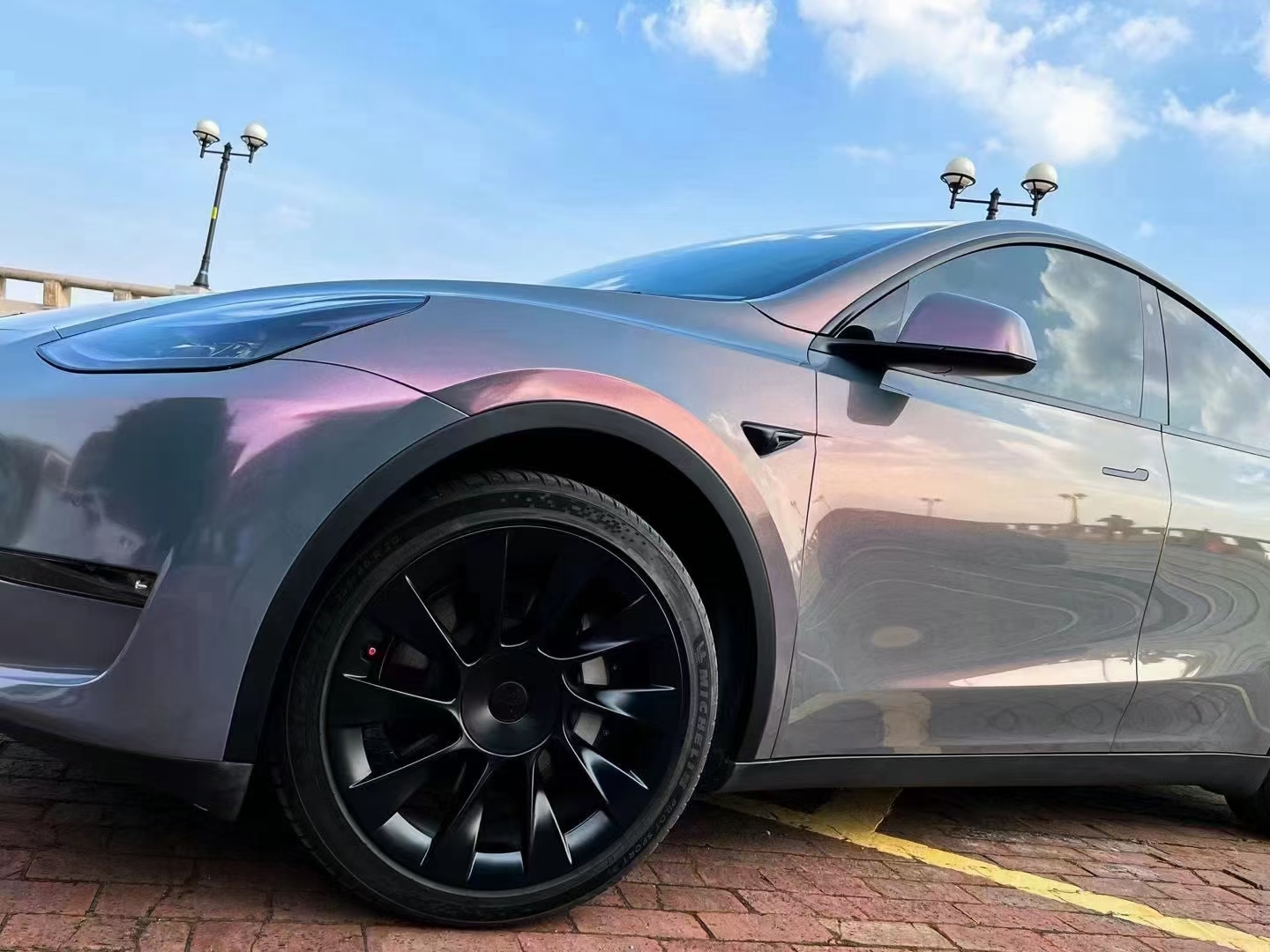 Eber Tesla Color Change Film Star Gray Phantom, the unpredictable color ...