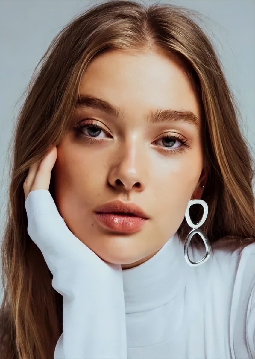 Appeal from the audience: The villain princess in "The Little Mermaid ...