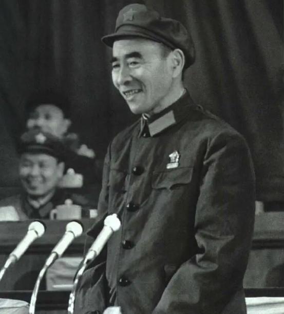 Awarded in 1955, Lin Biao was dissatisfied with Liu Yalou's military ...