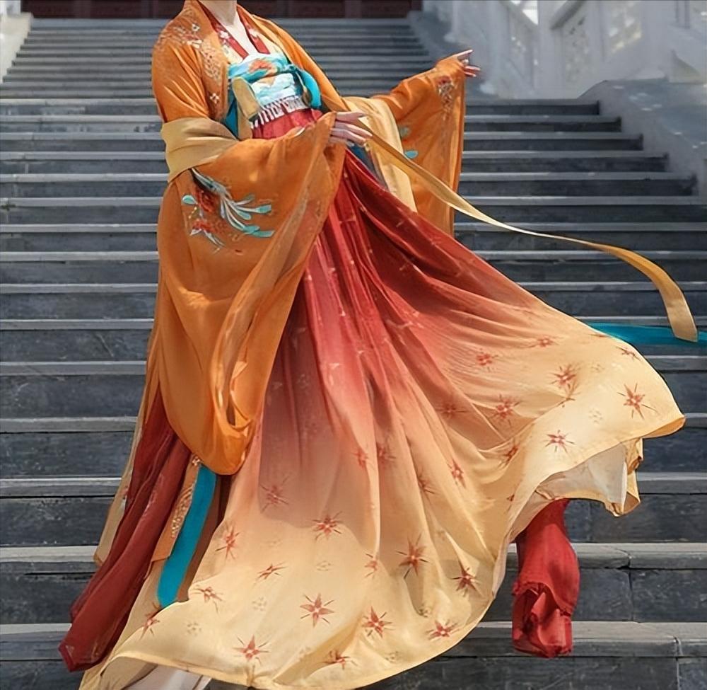 Production Features and Artistic Style of Clothing in the Han Dynasty ...