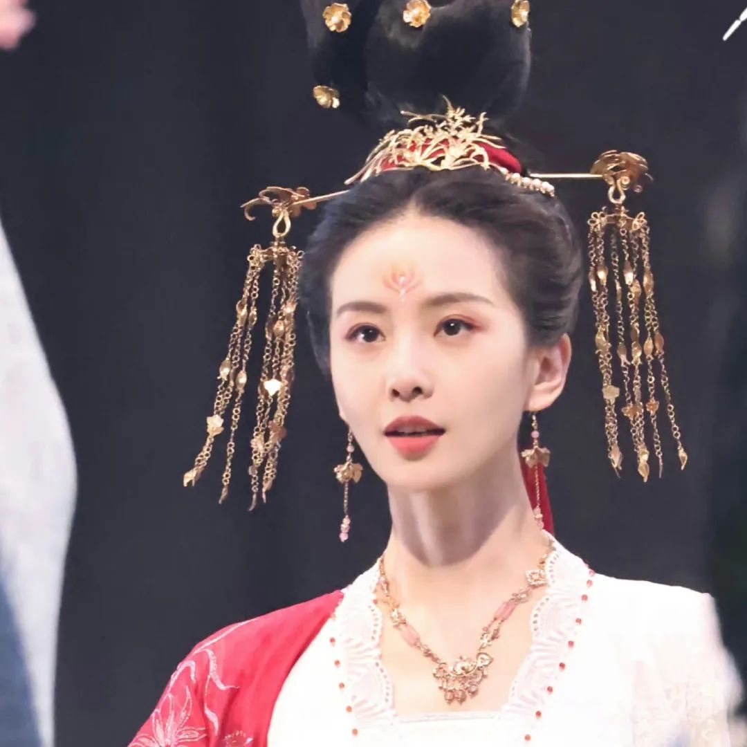 Wang Churan, Yang Zi Wang Junkai, Liu Shishi, Bai Jingting, Jin Chen ...