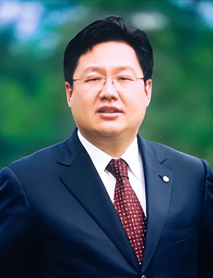 Billionaire Xu Ming: After 8 years of illness and death in prison, how ...