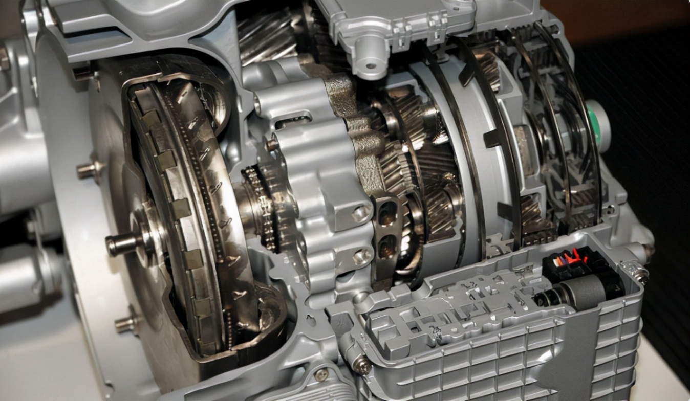 ZF 9AT can really pull Infiniti QX60 from the pit of CCTV 315? - iNEWS