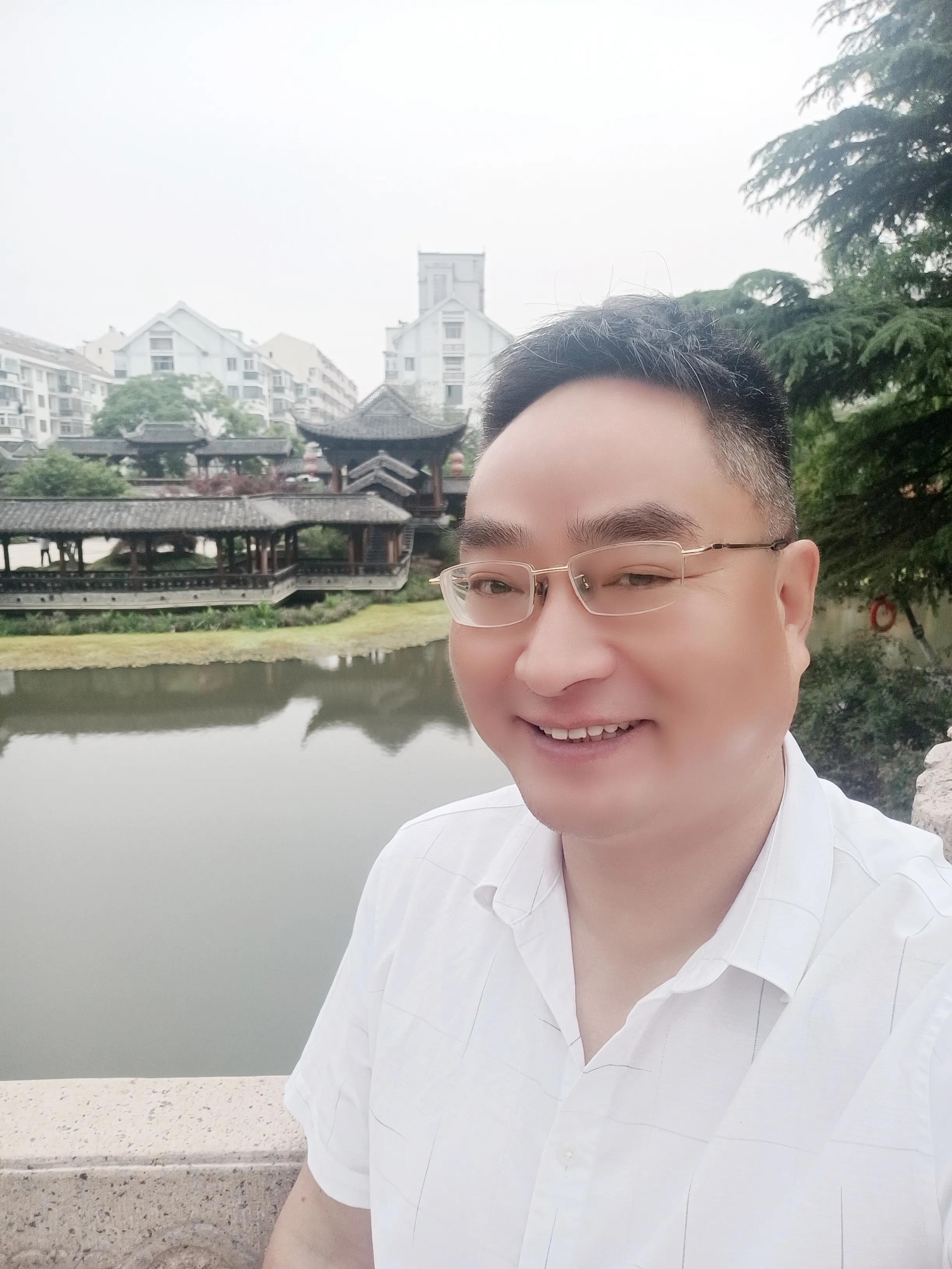 "Mice Are Ducks" by Lei Qiu - iNEWS