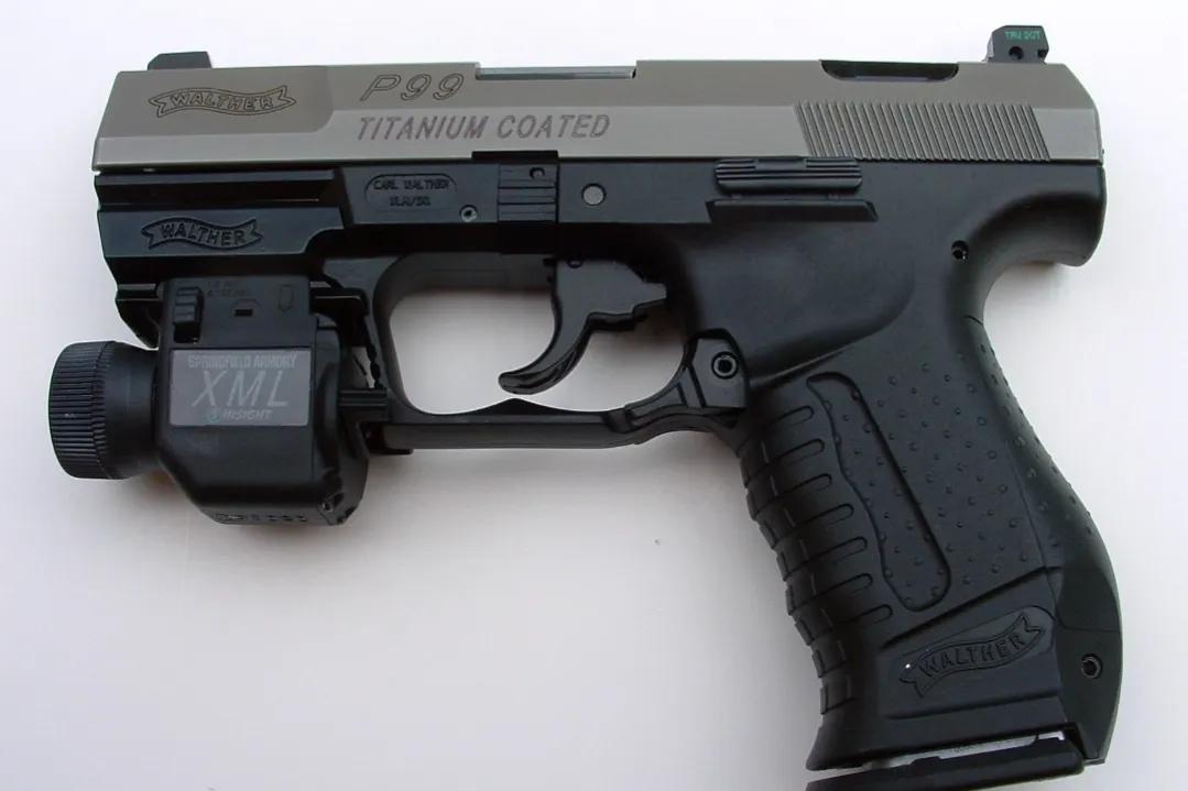 German Walter P99 pistol, this gun is light and easy to use - iNEWS