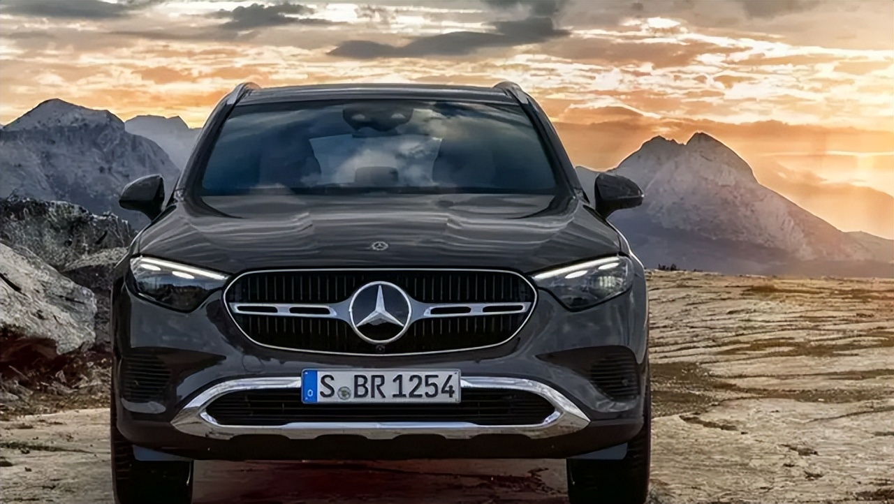 Mercedes-Benz plays the "emotional card" again, the wheelbase is ...