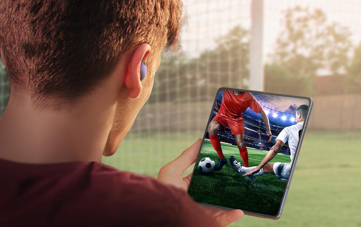 The four-year football feast, Samsung mobile phone is your "best ...