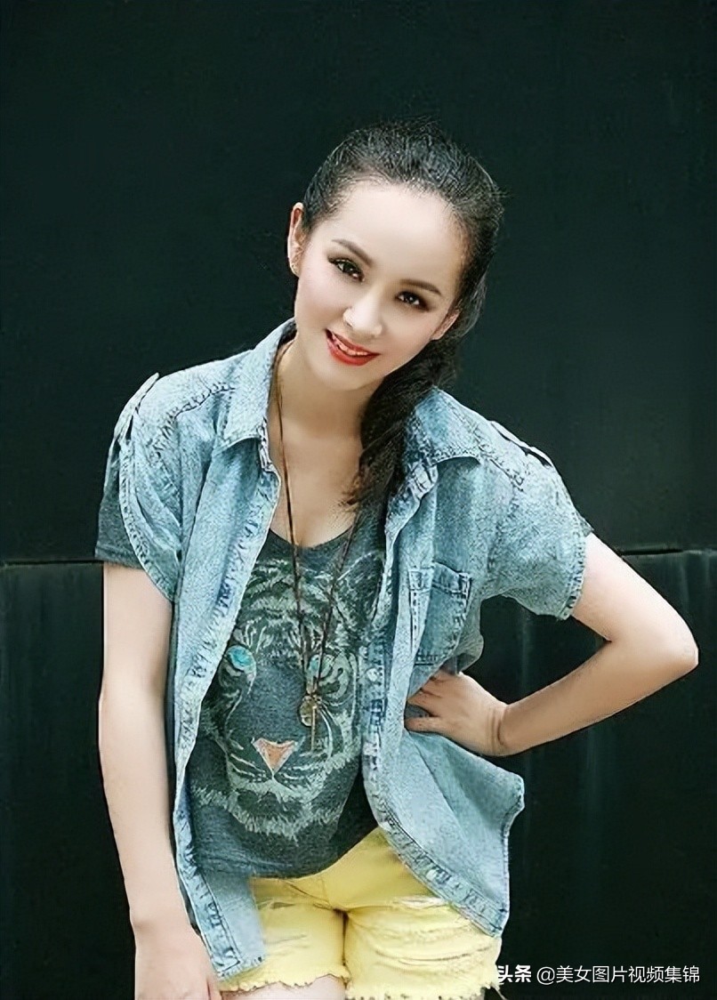 Deng Sha sexy photo gallery - iMedia