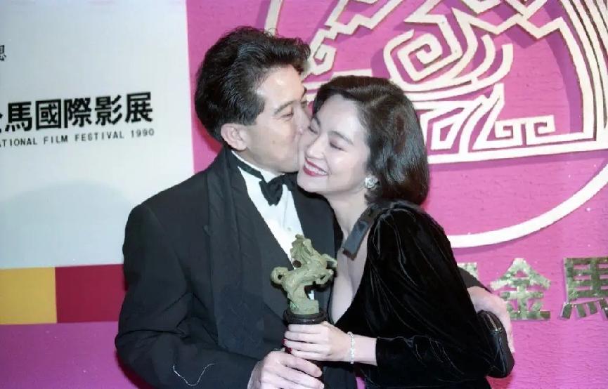 Zhang Manyu, Lin Qingxia's rare photo in the same frame in the past was exposed!The collision of ...