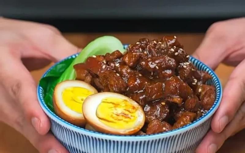 Taiwan Braised Pork Rice: A Bowl of Rich Taiwanese Ancient Taste - iNEWS