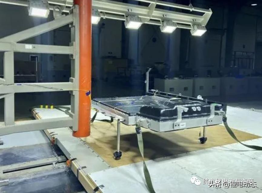 Car safety has crash tests, and power batteries also have crash tests ...