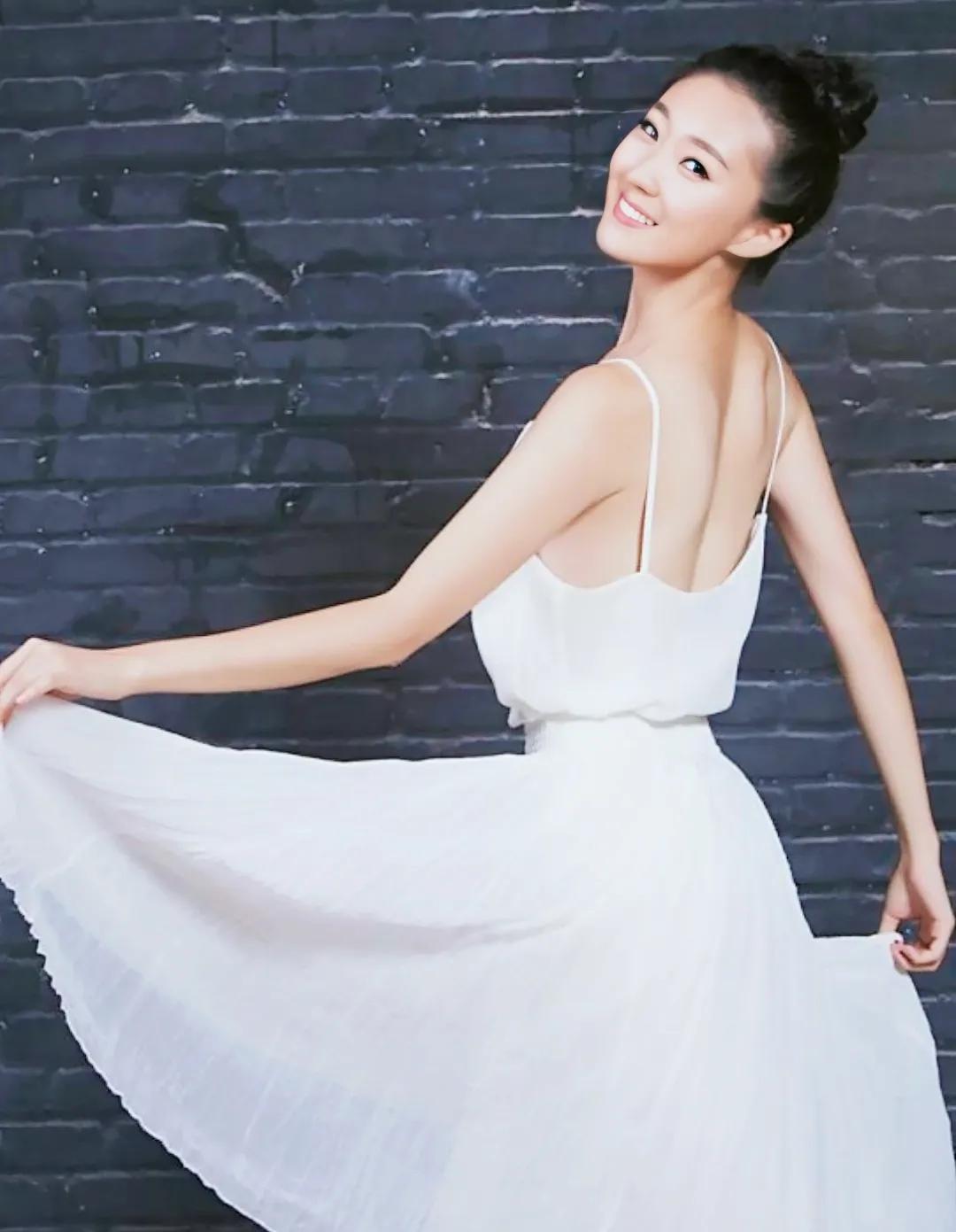 Beautiful actress: Zhang Ying - iNEWS