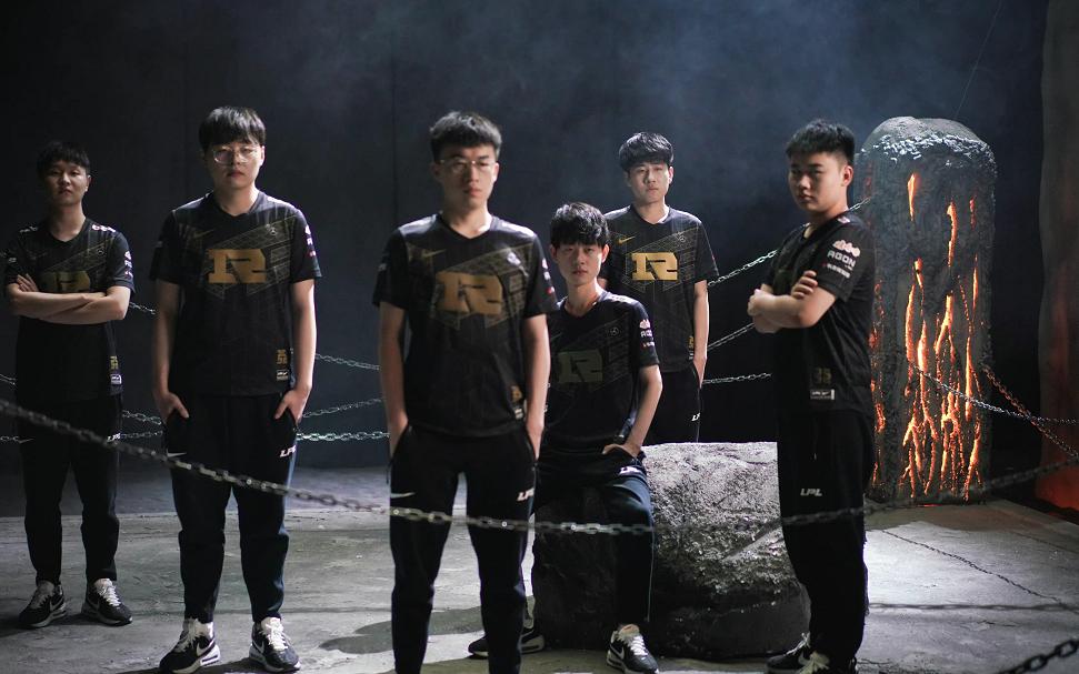 Don't you see Brother Breathing as a human?The RNG official pushed the ...