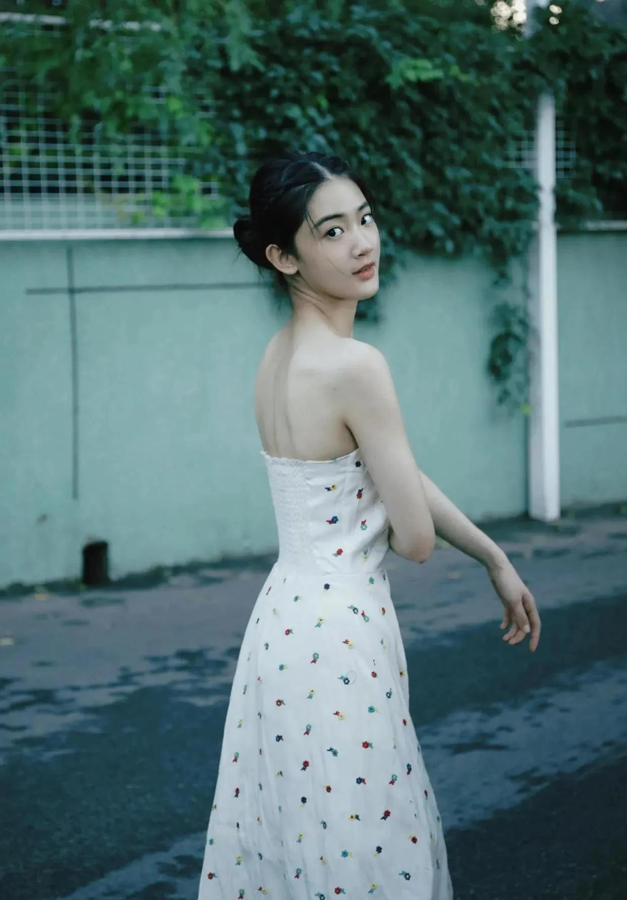 Xu Shixin's beautiful picture - iNEWS