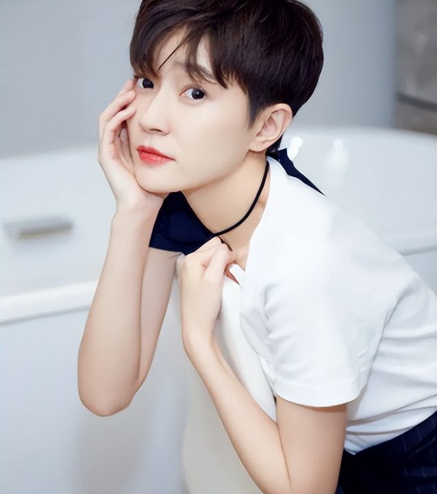 Actor Jiao Junyan: He was scolded by his father for being a scumbag. He has been tepid since his ...