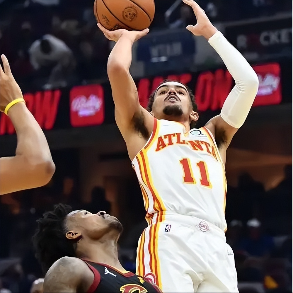 Allen came back to beat the Eagles inside, the Cavaliers "three-high ...