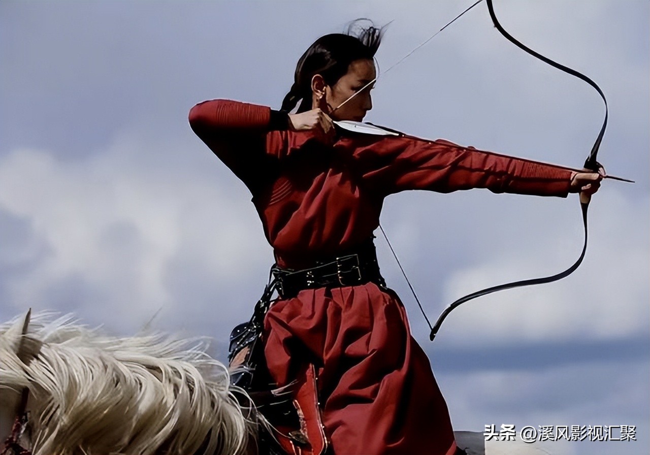 Fengshen: Deng Chanyu is handsome in appearance, holding a sword in ...