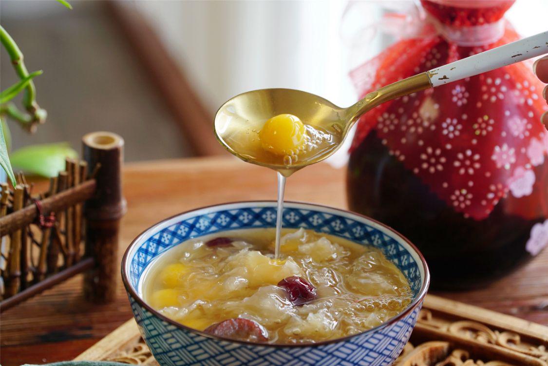 "Into the tangerine peel soup, out of the white fungus soup", what does ...