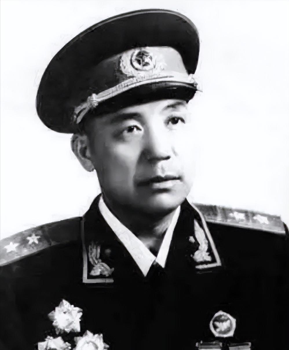 In 1962, when Du Yuming participated in the National Day, he was ...