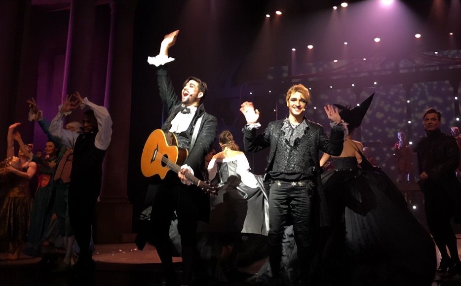 The development and evolution of "Rock and Roll Mozart", as well as its ...