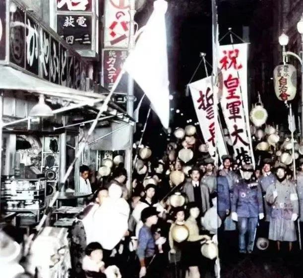 Nanjing Summer Festival: Selective forgetting of history under ...