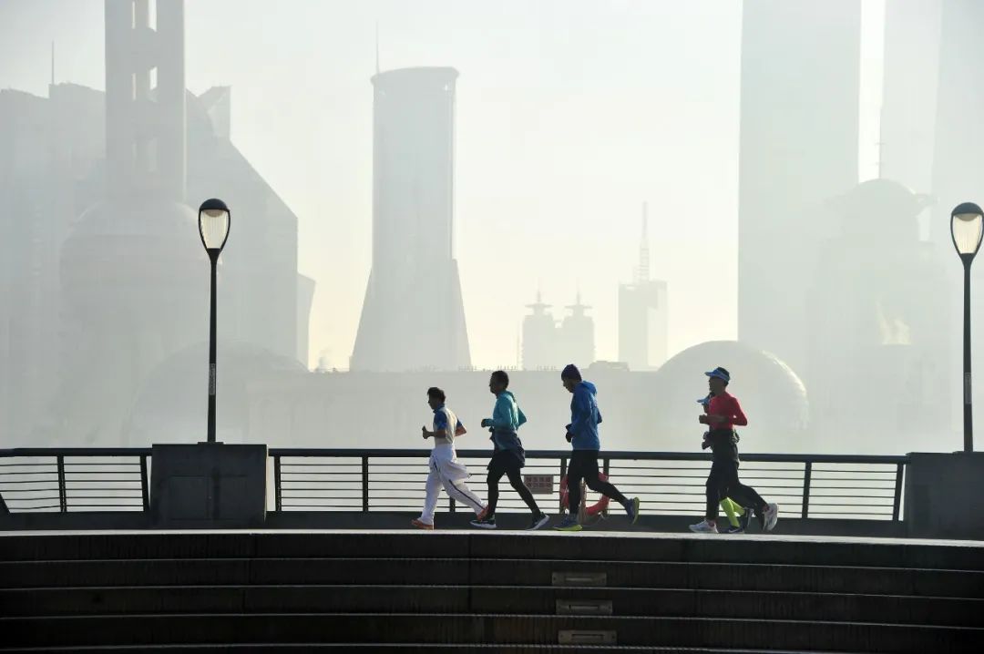 The autumn equinox is approaching, morning run or night run?You'll know ...