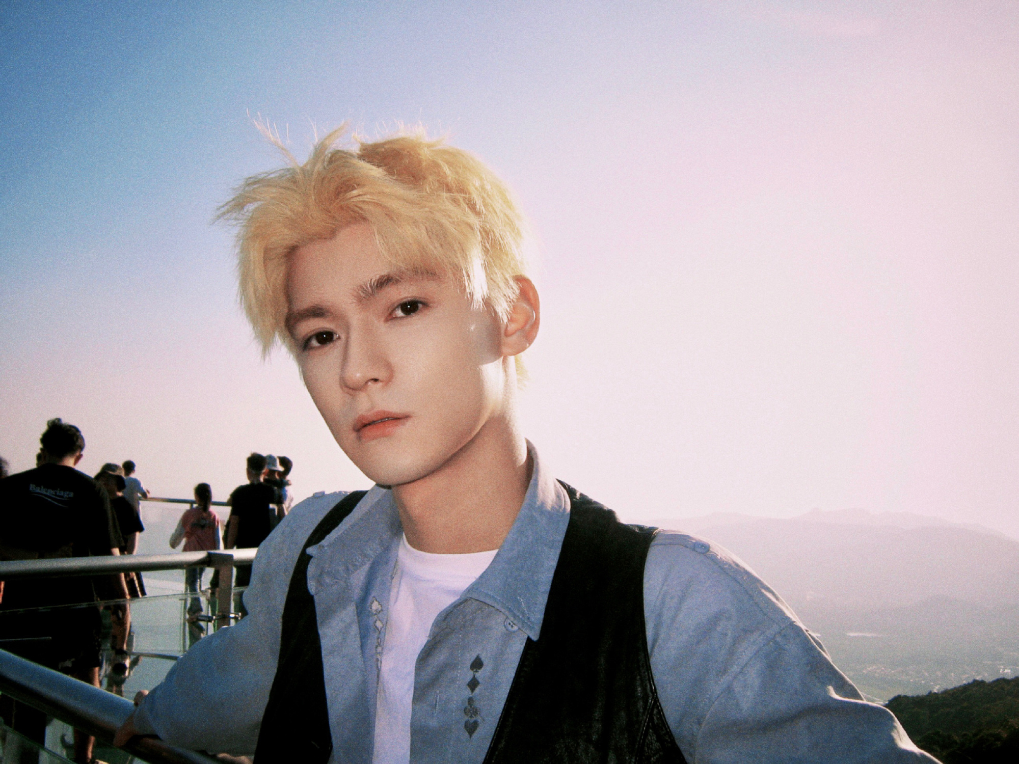 Zhang Jiashuo got out of the circle by relying on Jiang Rao? It looks like this in real life ...