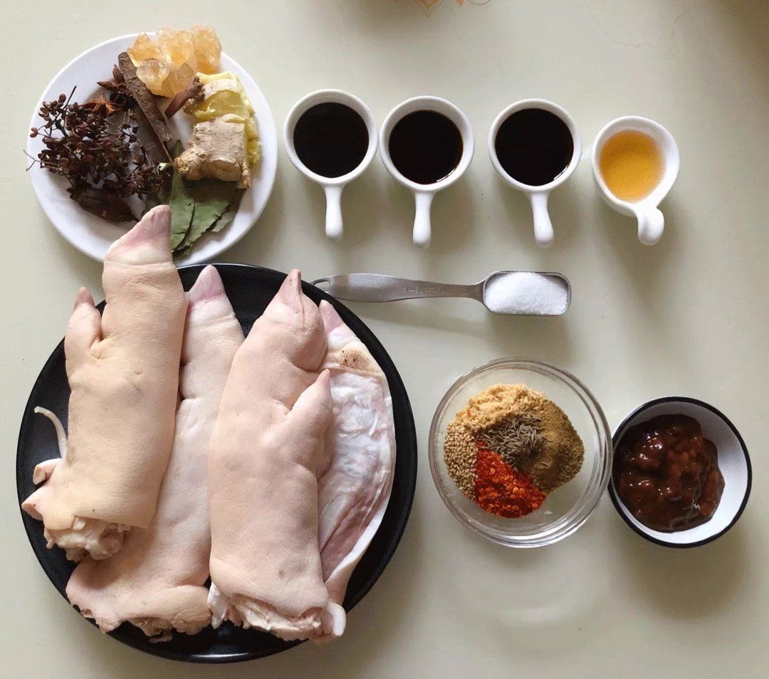 Home Edition - Roasted Pig Trotters - iNEWS