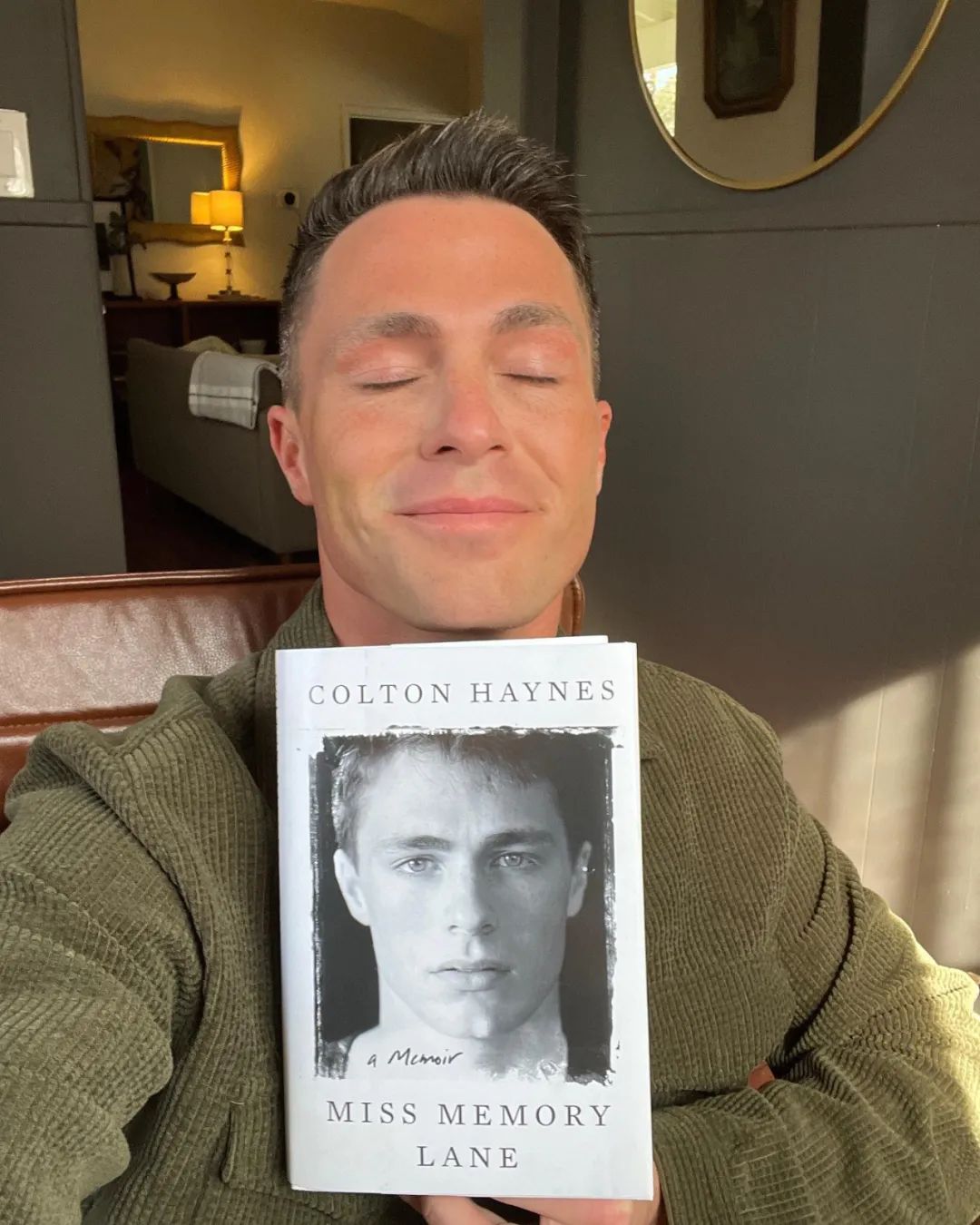 Colton Haynes launches autobiography about his tragic life - iNEWS