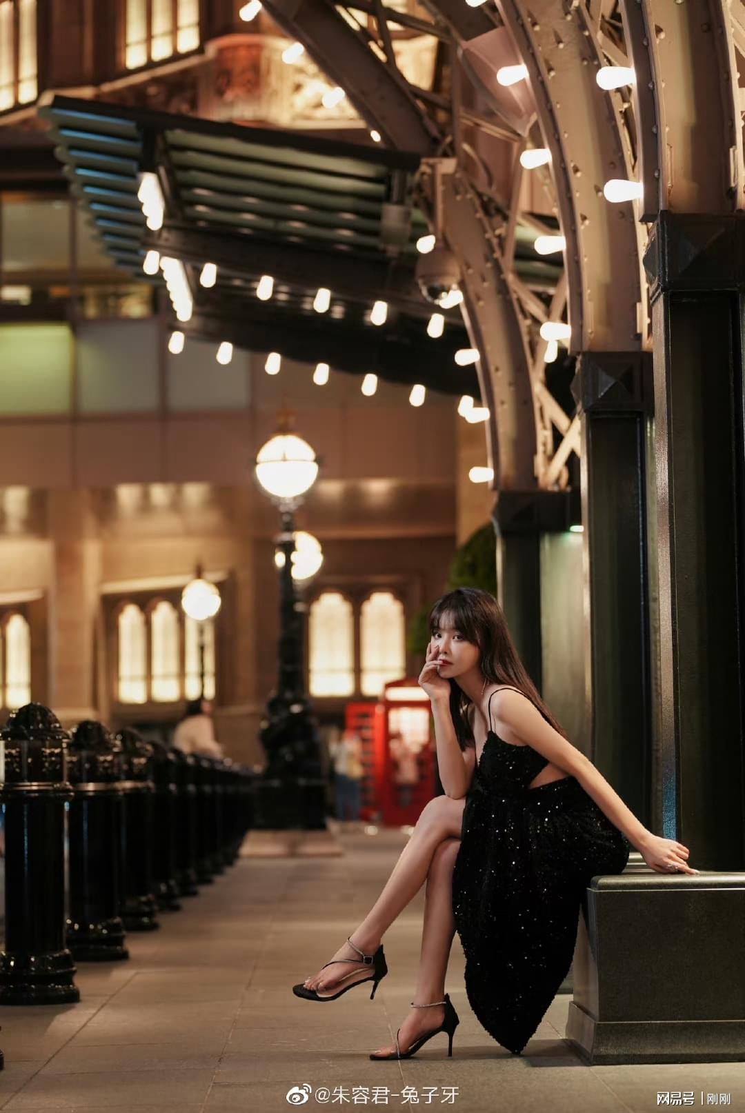 Zhu Rongjun in the streets and alleys - iNEWS