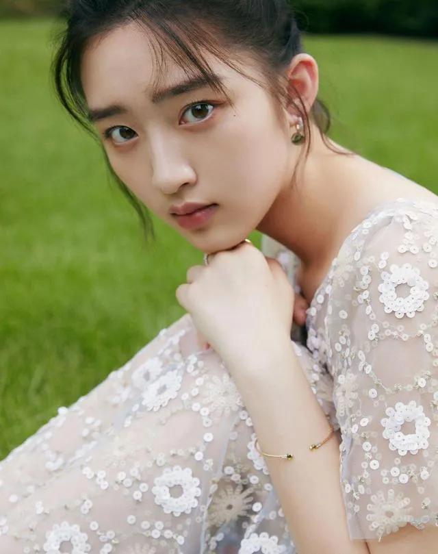 Mingyang Entertainment - Beauty Star - Deng Enxi - iNEWS