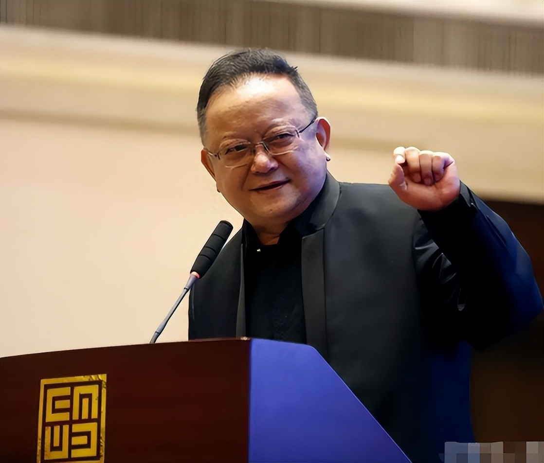 The Wang Gang incident escalated again. This time, all of Wang Gang's underpants were stripped ...