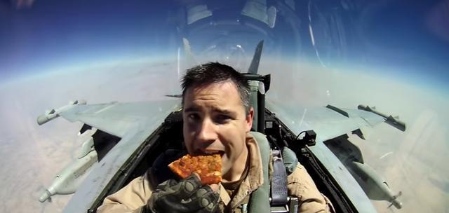 What do fighter pilots eat during flight? US military pilots are so ...
