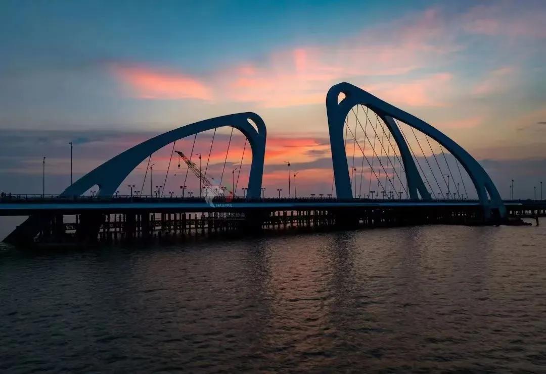 "Seven Wonders" Praise Baima Lake Bridge - iNEWS