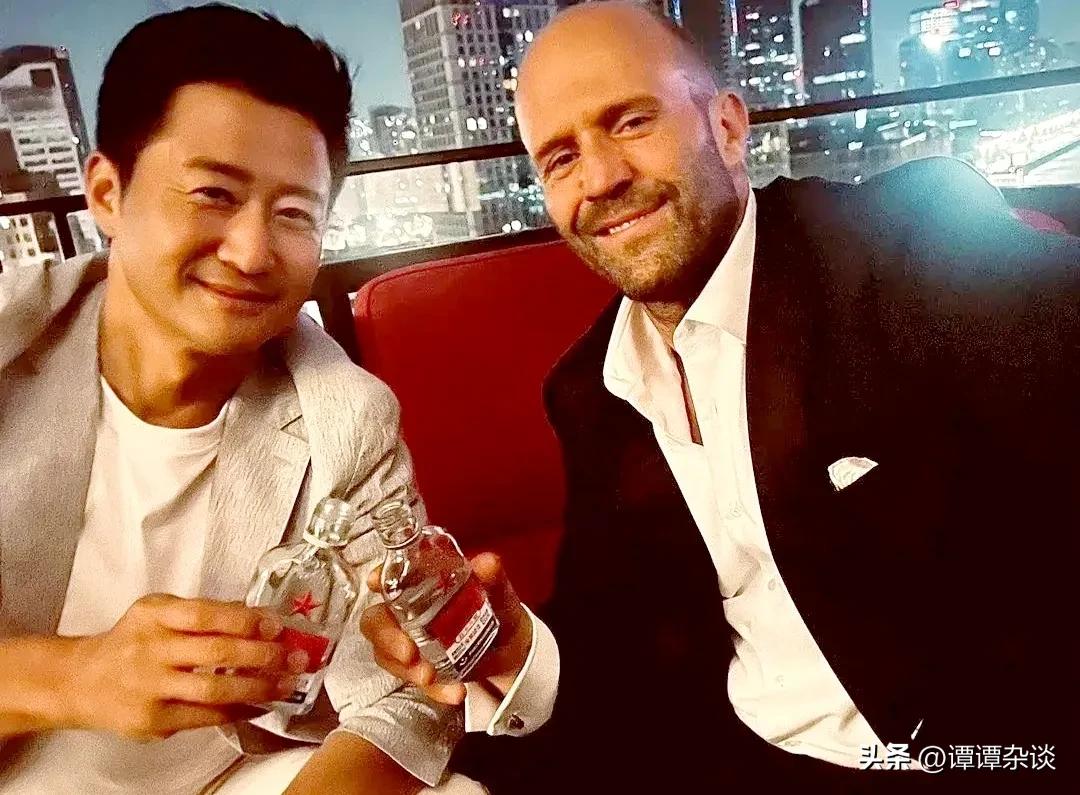 Wu Jing invites Jason Statham to eat dumplings on the Bund, is it ...
