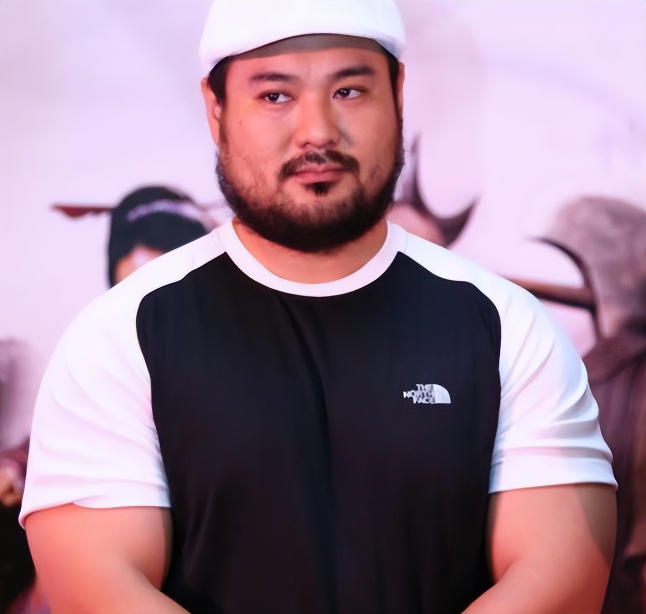 Kang Kai, he wants to be a "hero" more than a star.The limitations and ...