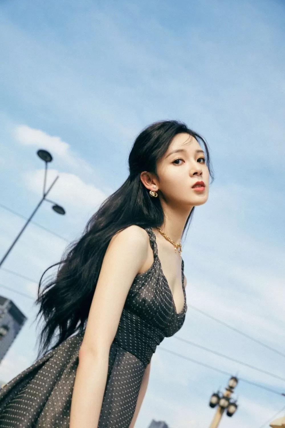 Chen Yao, Yue Qiluo in Wuxin Master, Zheng Wei, the jade-faced flying dragon in youth - iNEWS