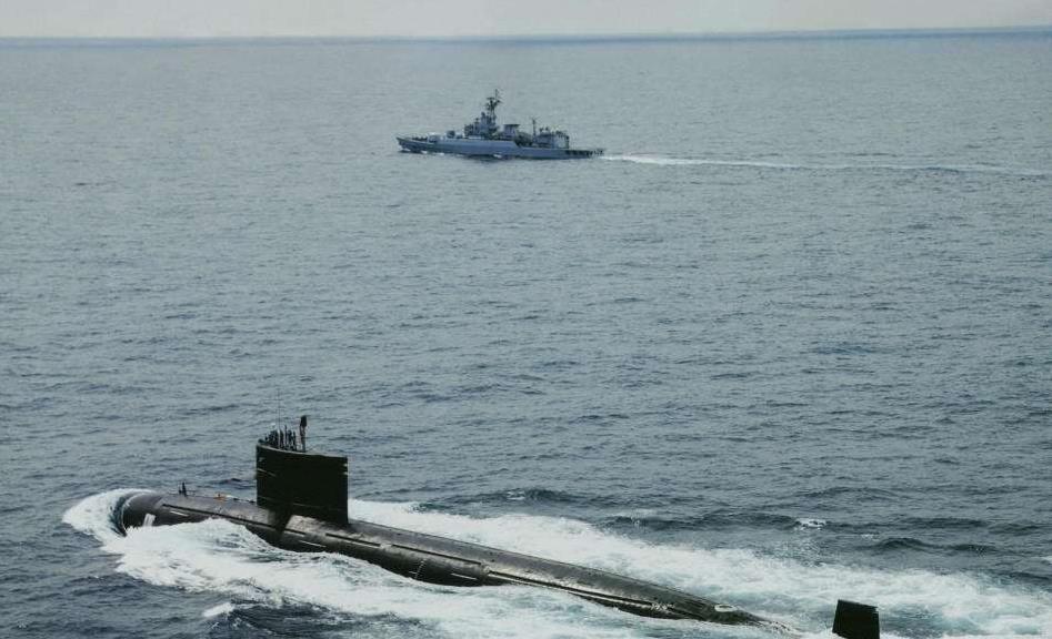 095 exposure? British media: China's new nuclear submarine launched ...