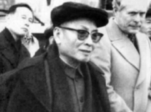 In 1949, Ye Fei led his troops to liberate his hometown. His adoptive ...