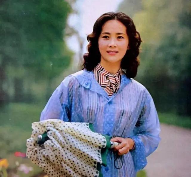 Gu Yongfei hosted the CCTV Spring Festival Gala. When she was popular ...