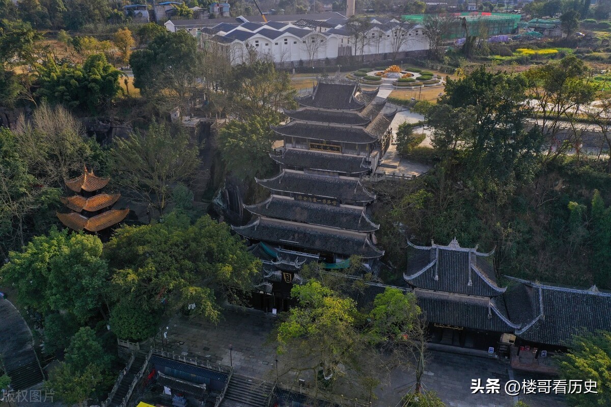 When Zhu Yuanzhang compiled the history of the Yuan Dynasty, he also ...