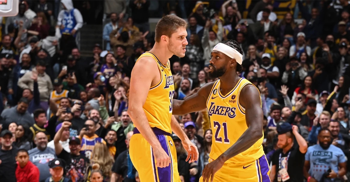 The Lakers are absolutely flat and too strong!Hamm draws tactical Ryan ...